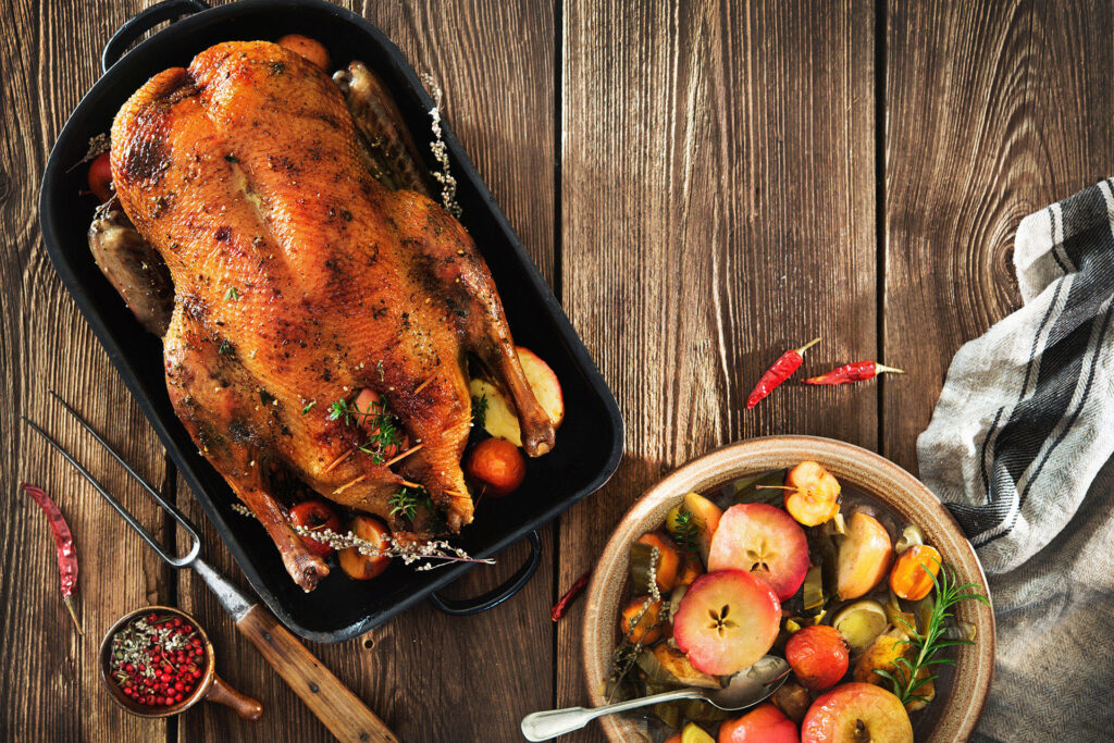 Roast duck with prunes and apples - Hello Grappa